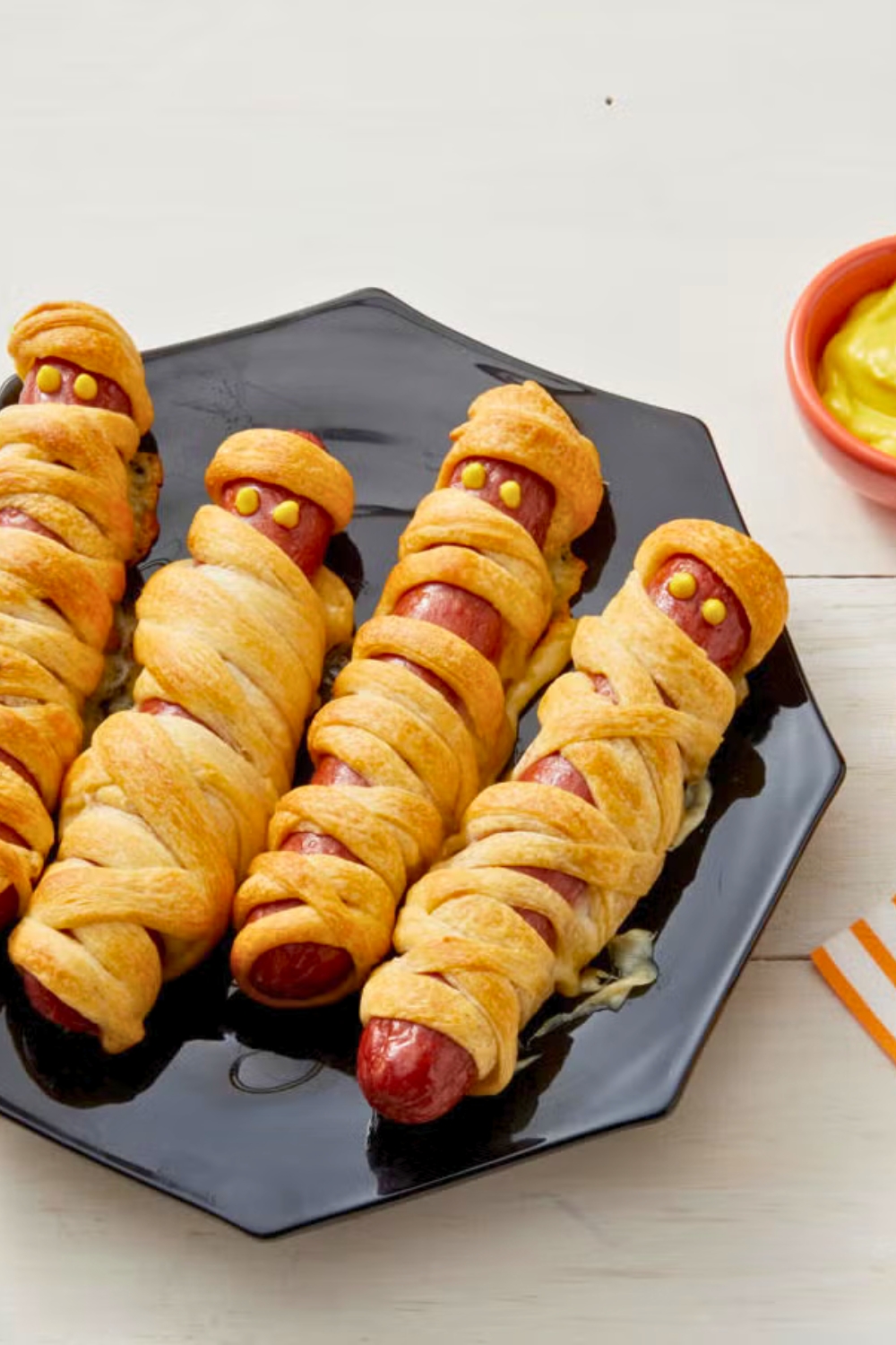 Need a Festive Lunch? 18 Halloween-Themed Meal Ideas! – Crafty Sphere