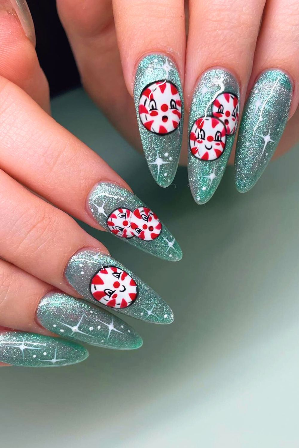 Want Festive December Nails? 26 Holiday Designs! – Crafty Sphere
