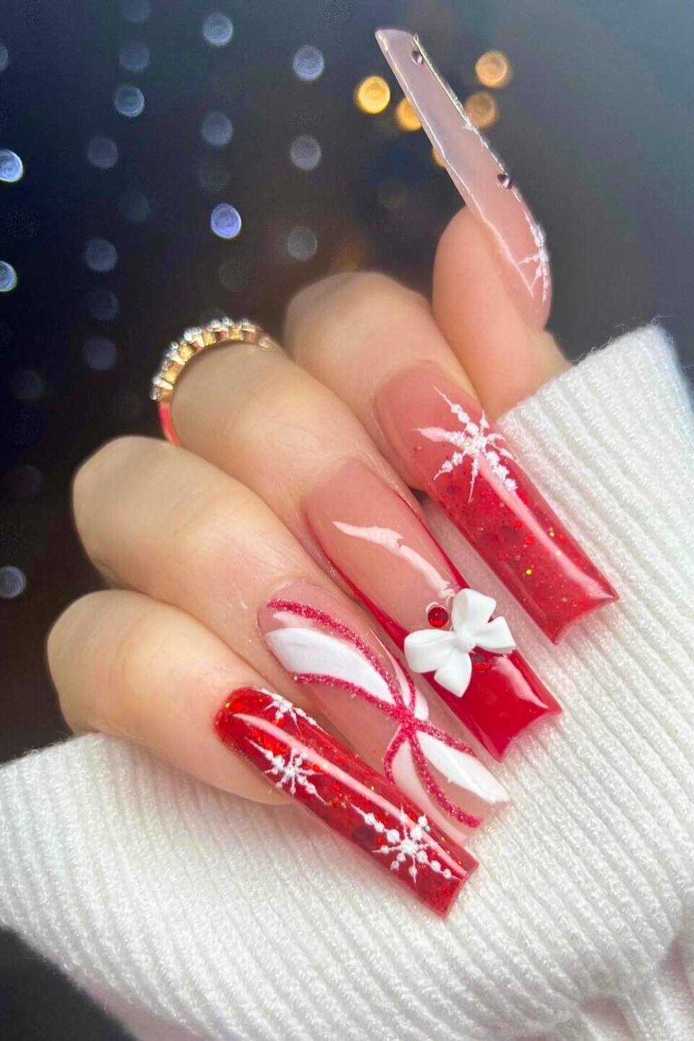 Want Festive December Nails? 26 Holiday Designs! – Crafty Sphere