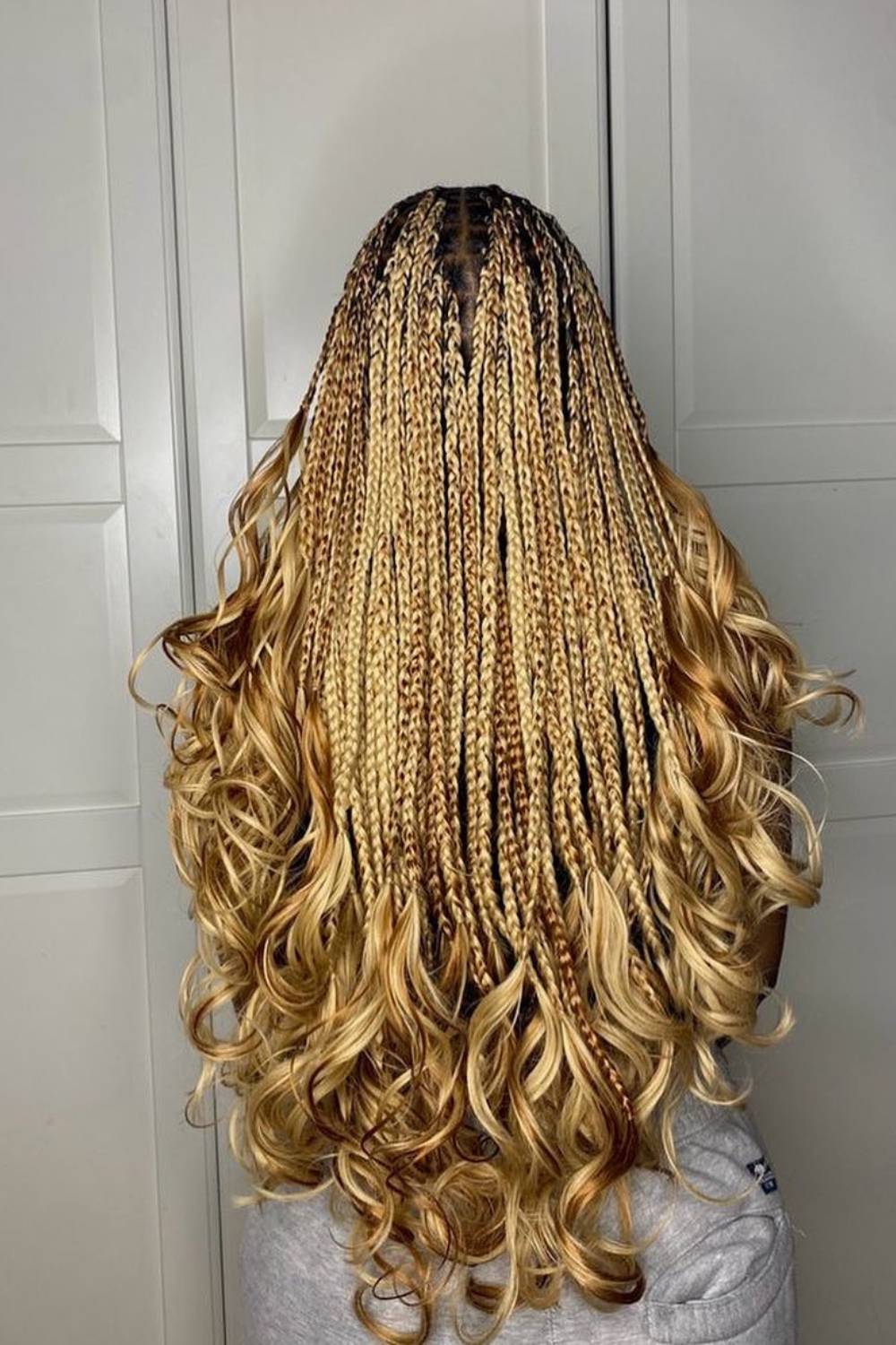 How to Master French Curls? 23 Stunning Hairstyle Ideas! – Crafty Sphere