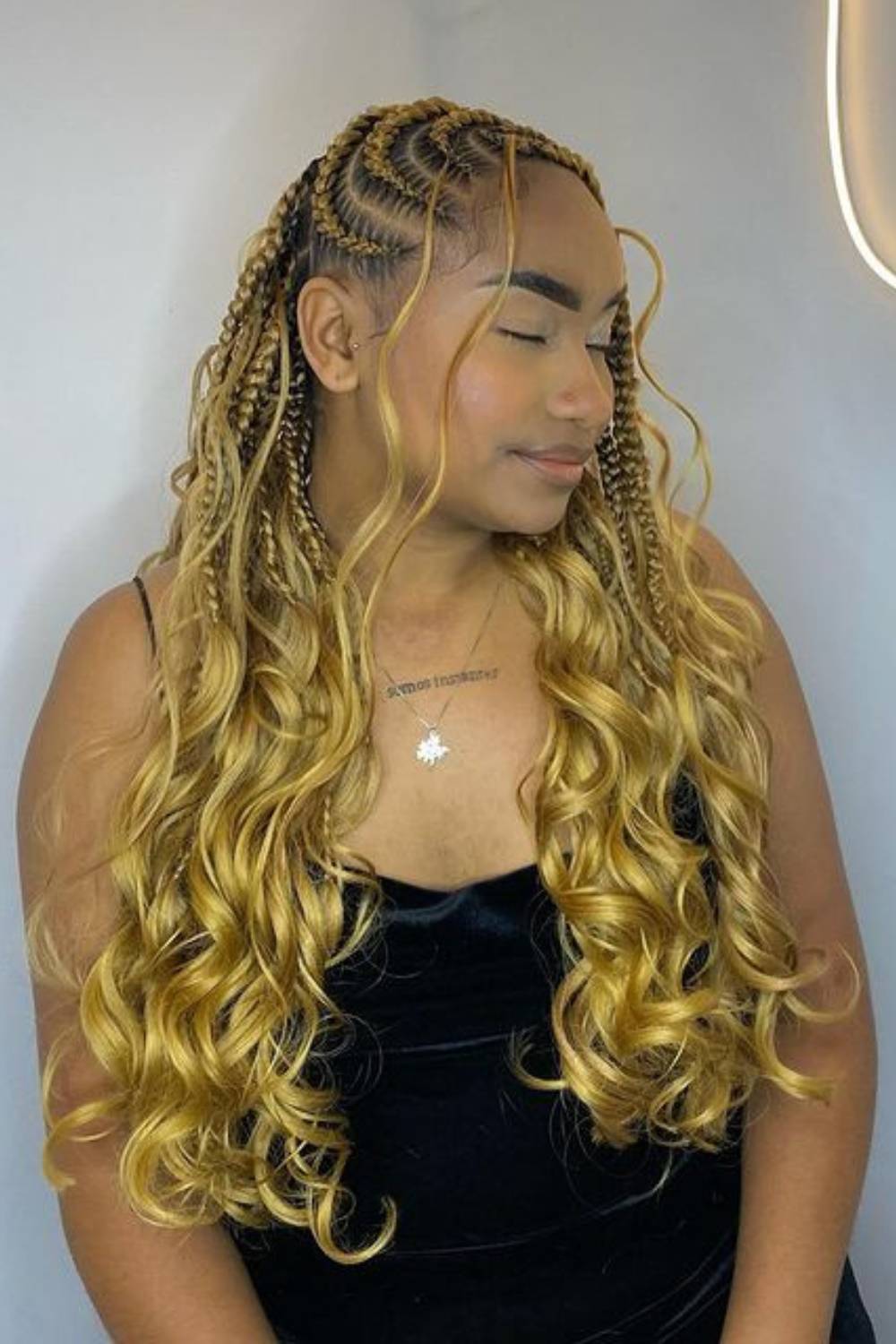 How to Master French Curls? 23 Stunning Hairstyle Ideas! – Crafty Sphere