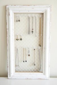 Love Repurposing? 32 Creative DIY Upcycle Ideas! – Crafty Sphere