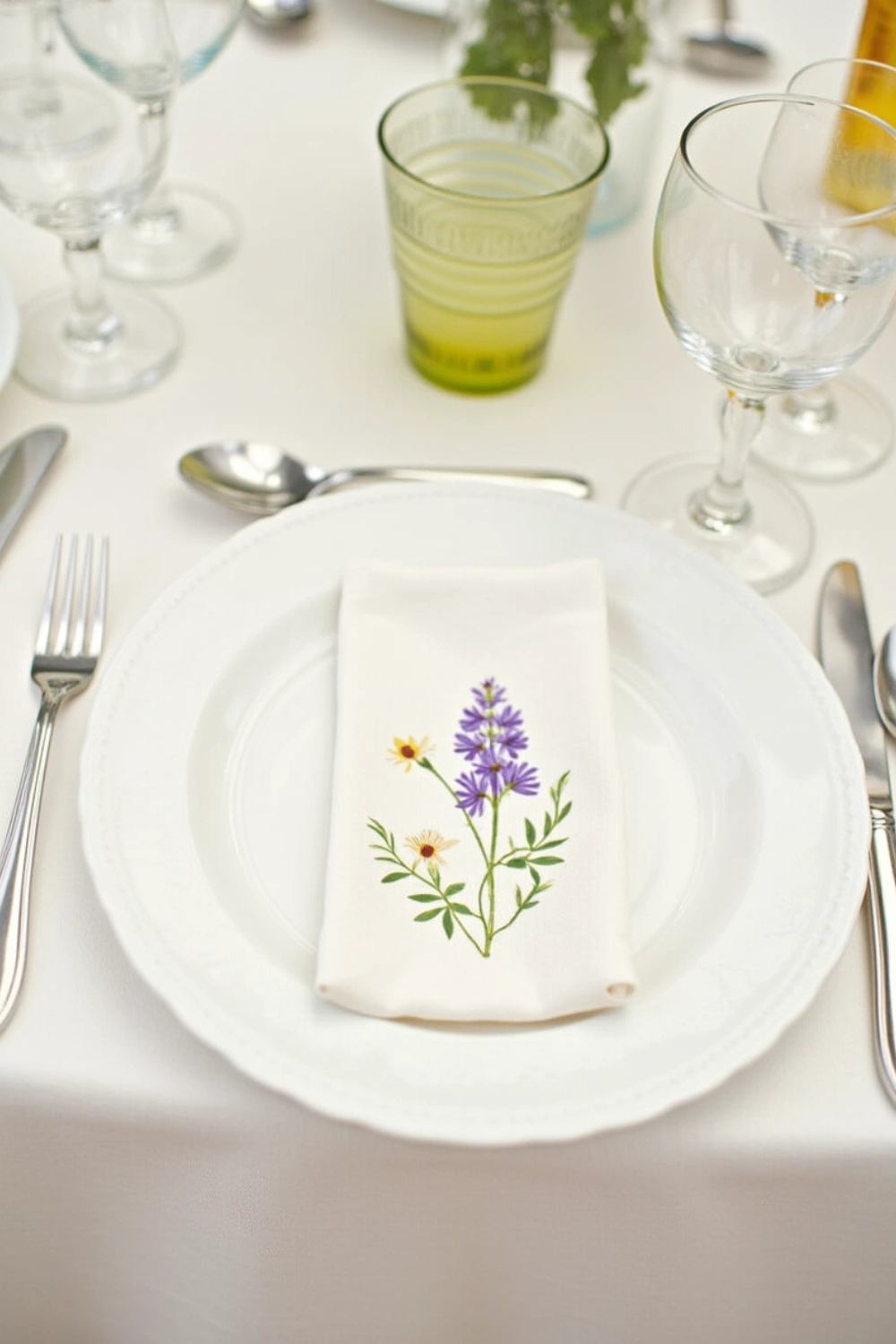 Planning a Rustic Wedding? 22 Gorgeous Wildflower Color Schemes ...