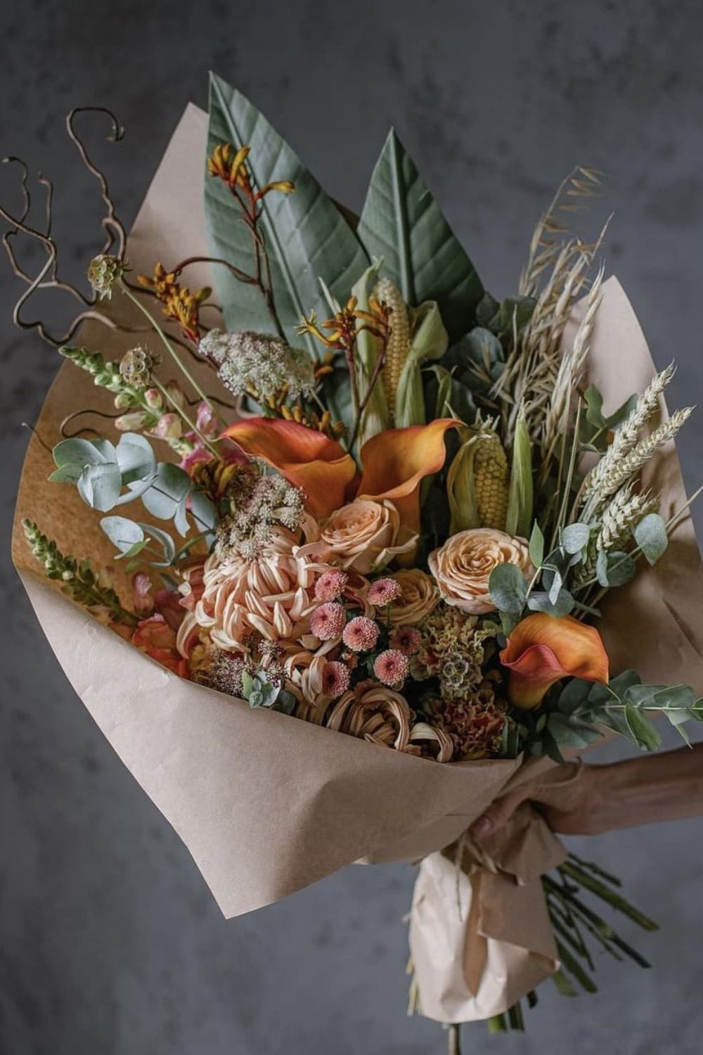Arranging Flowers? 18 Creative Wrapping & Presentation Tips! – Crafty ...